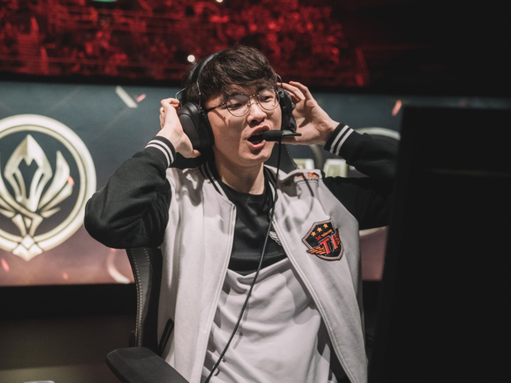 Faker is the first League of Legends player to earn over $1 million in ...