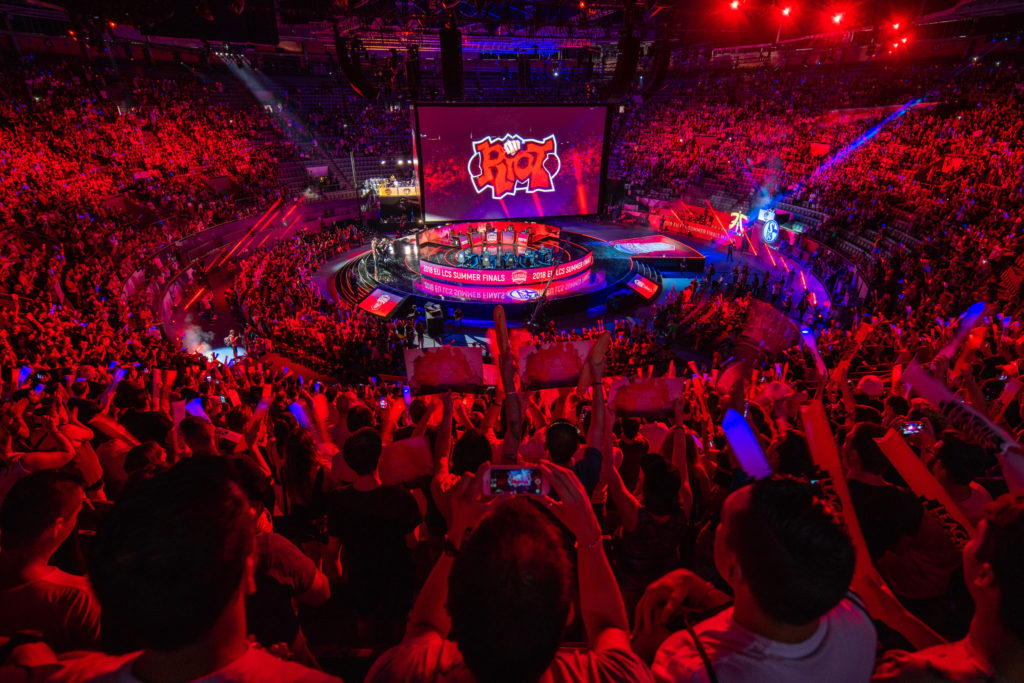 All 10 teams participating in the newly-franchised League of Legends ...